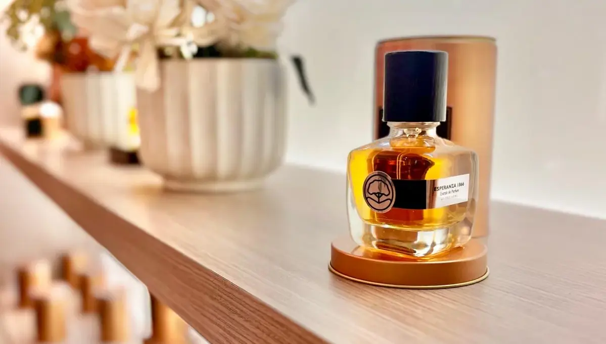 Terra Mater Perfumes Esperanza 1866 Review: Elegance Draped In Rum